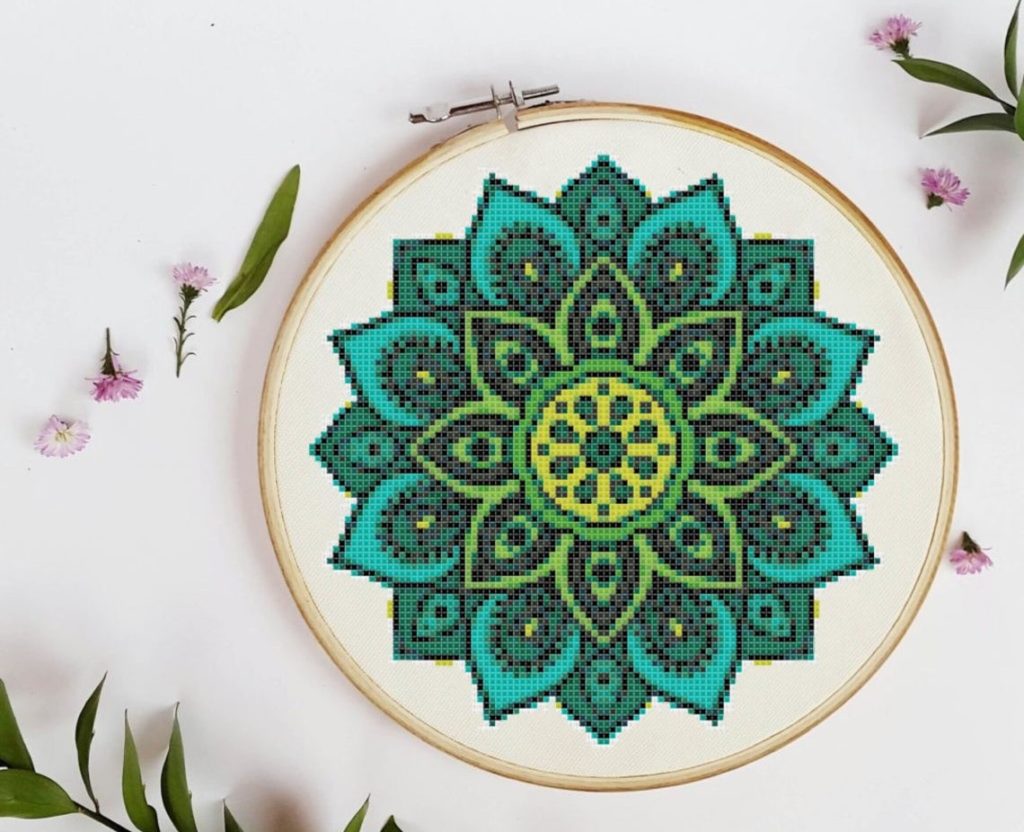 Broderie Point De Croix Moderne